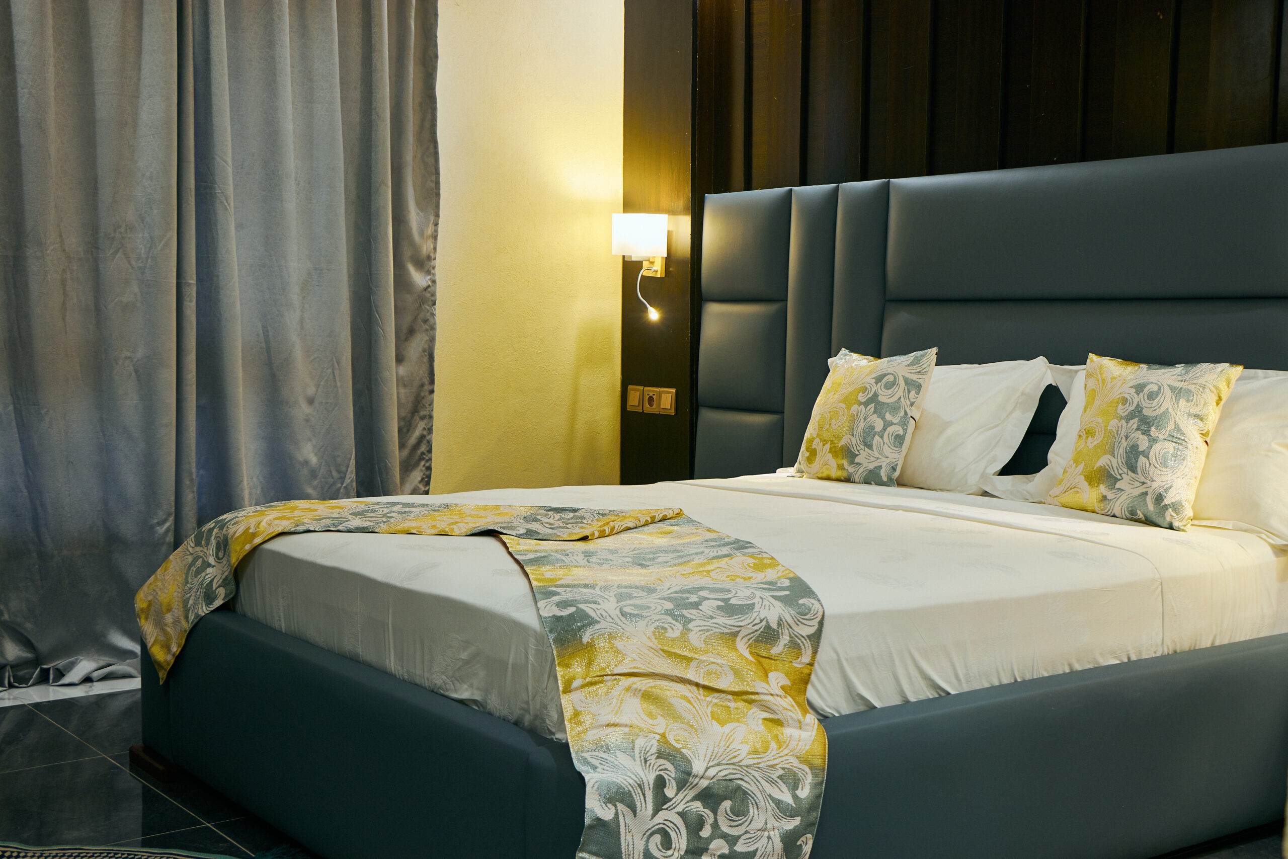 Amenities | Metro Investments PLC